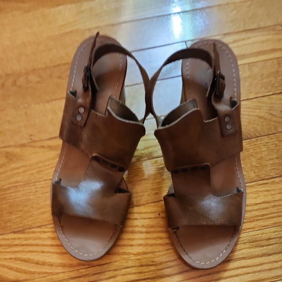 Barbara Barbieri | Shoes | Barbara Barbieri Slingback Block Heel Sandal ...